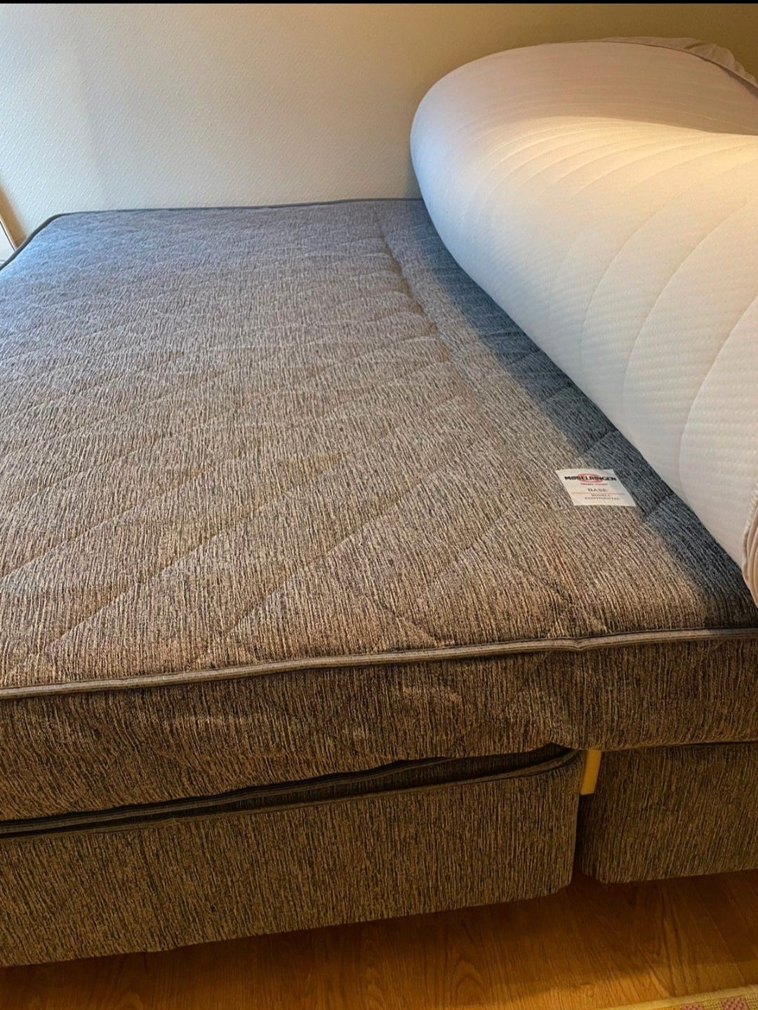KUPP, seng selges billig grunnet flytting må hentes snarest | FINN-torget