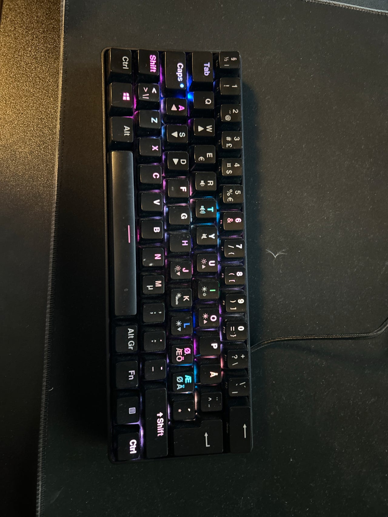 NOS C250 gaming tastatur | FINN-torget