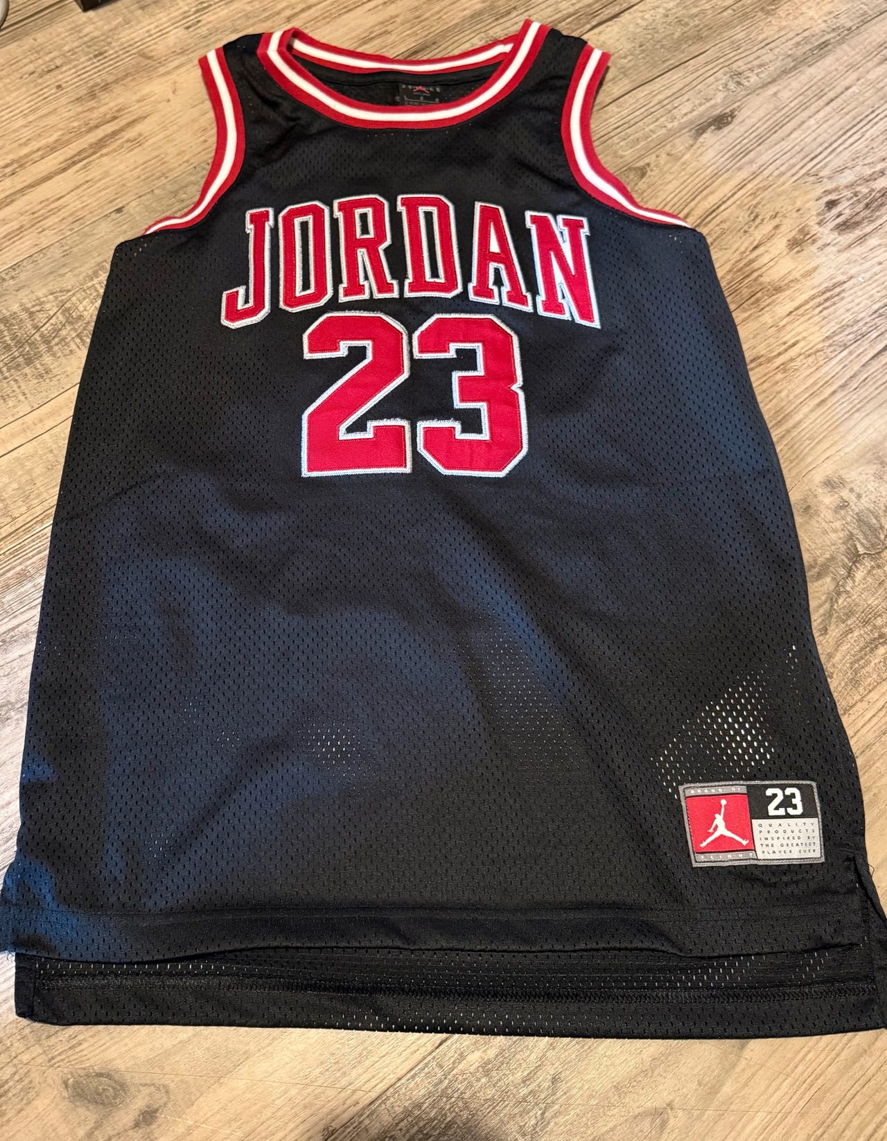Jordan singlet | FINN-torget