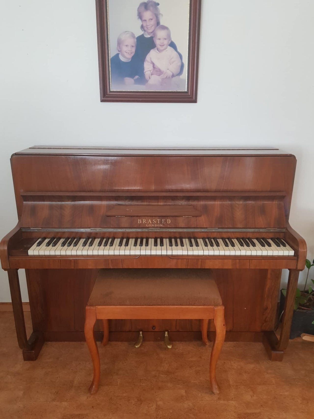 Brasted London Piano | FINN-torget