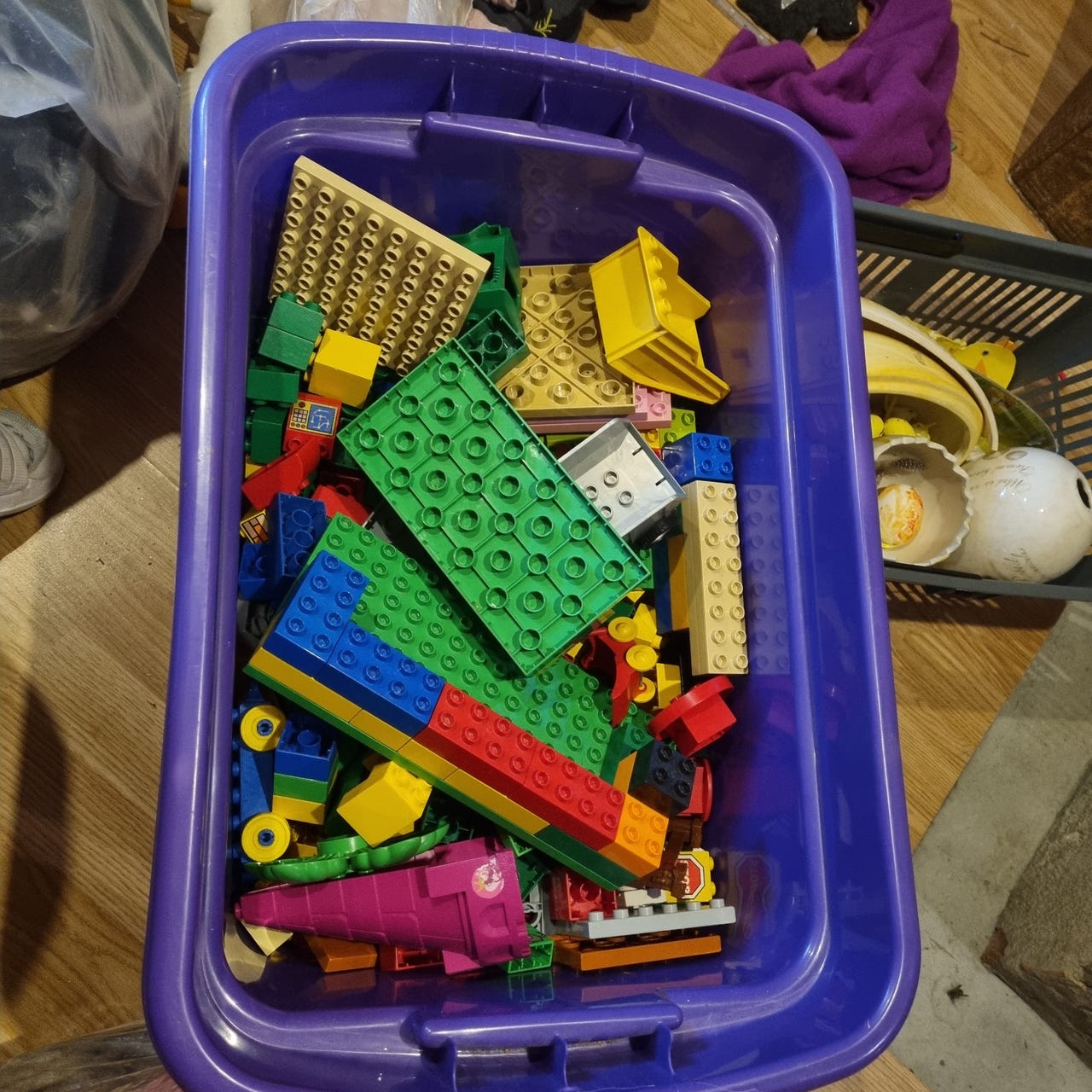 Stor kasse med duplo | FINN-torget