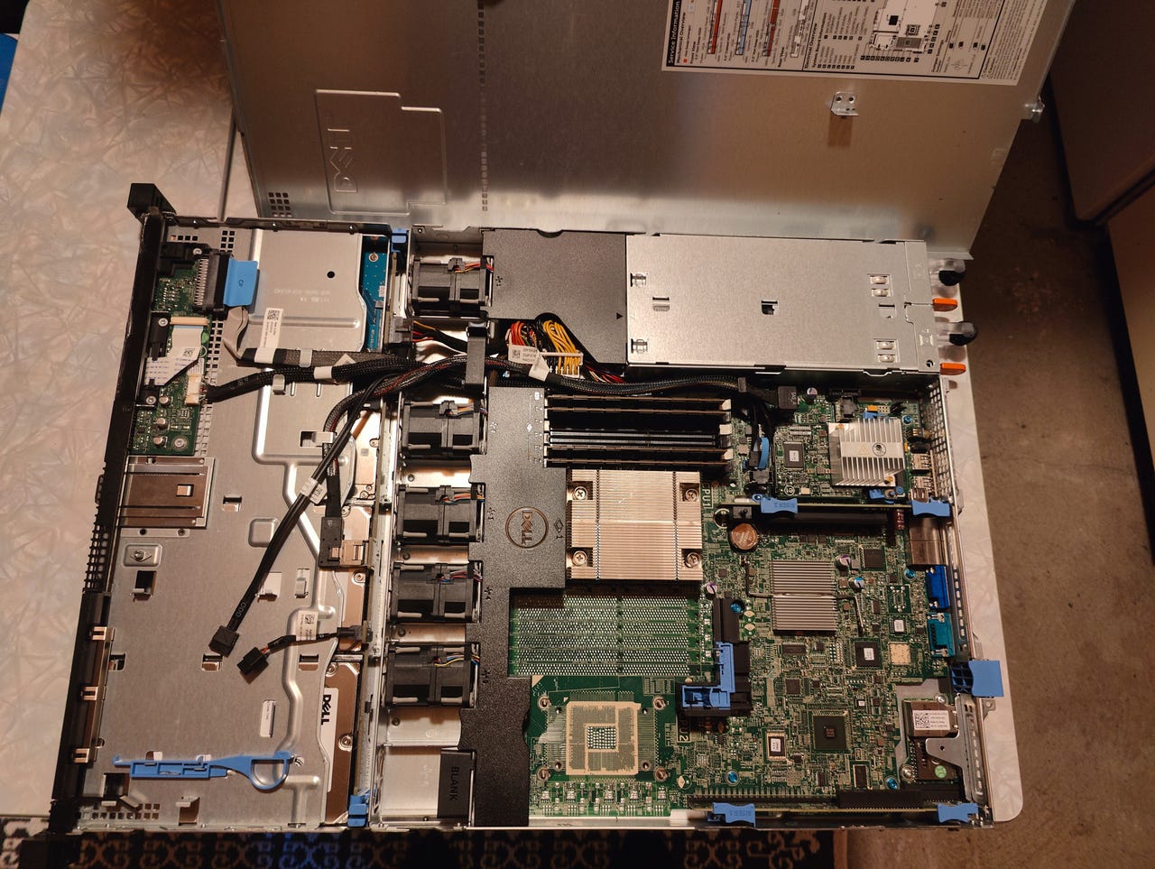 DELL PowerEdge R320 Server | FINN-torget