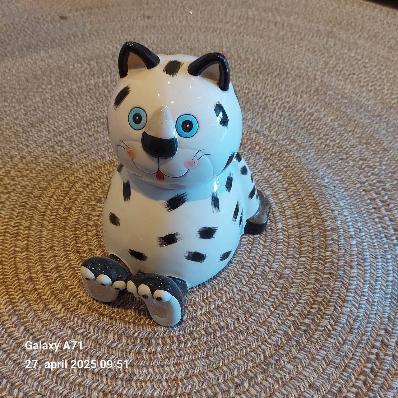 Stor katt i steintøy | FINN-torget