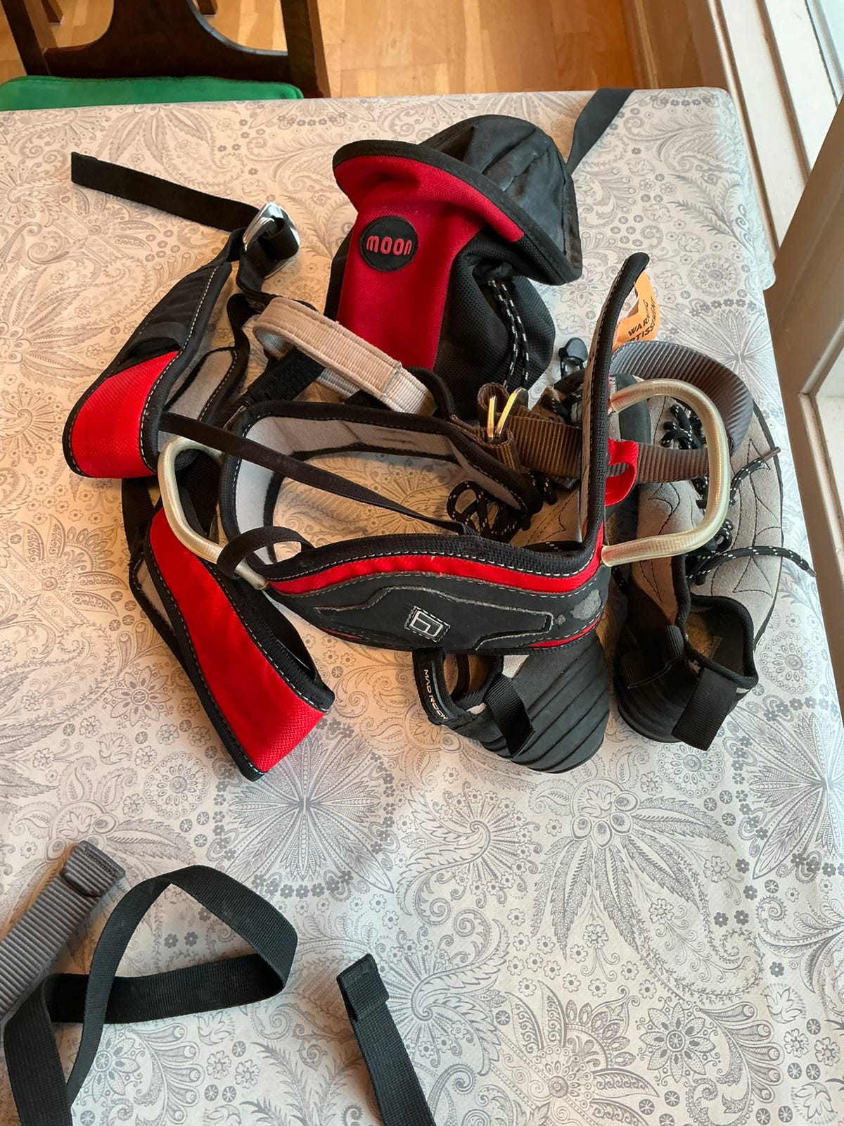 Klatreutstyr barn - sko, sele og kalkpose | FINN-torget