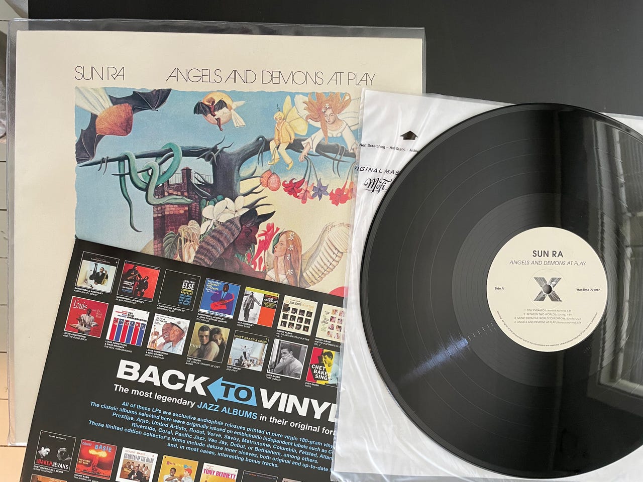 Sun Ra LPer | FINN-torget