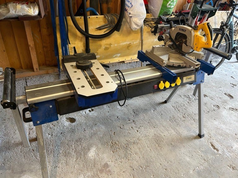 Dewalt kappsag med bord | FINN-torget