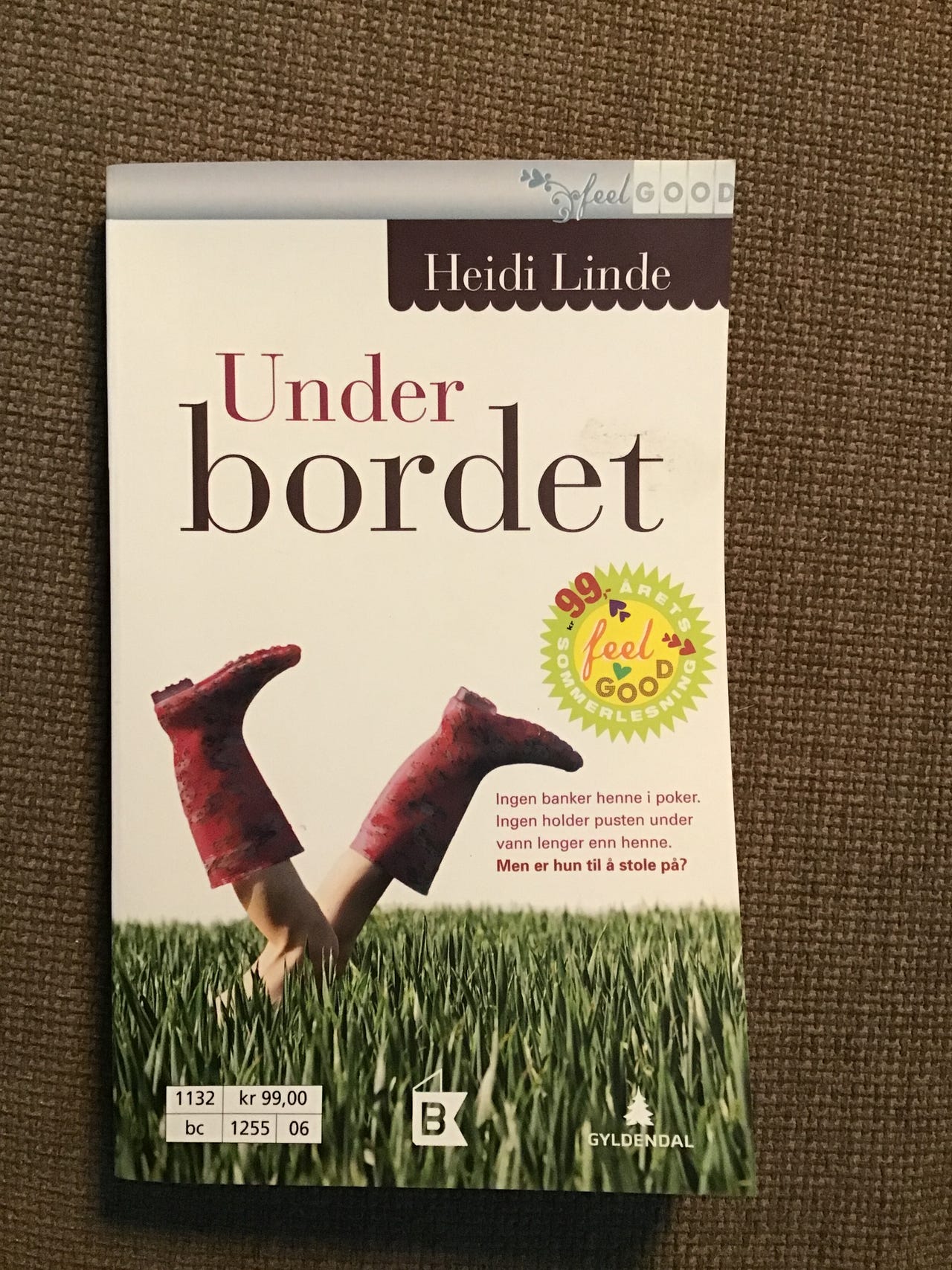 Pocketbok: Heidi Linde, Under bordet | FINN-torget