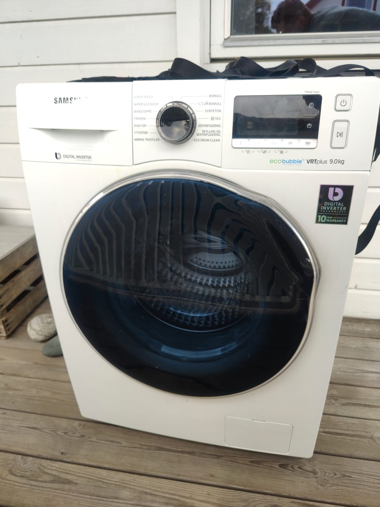 Samsung vaskemaskin gis bort mot henting. | FINN-torget