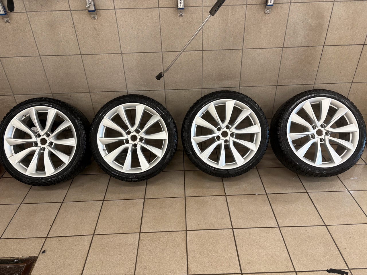 19’’ felger til Tesla model 3 | FINN-torget