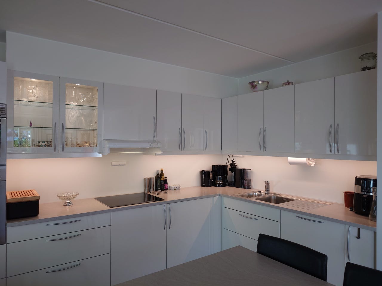 Benkeplate med underlimt vask kr 1.200. Demontert. | FINN-torget