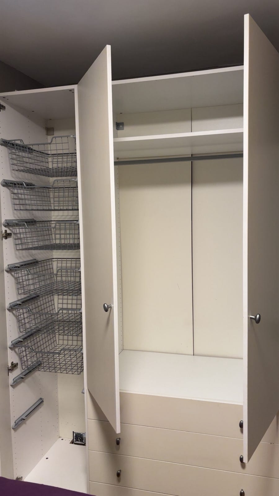 Garderobeskap/klesskap gis bort | FINN-torget