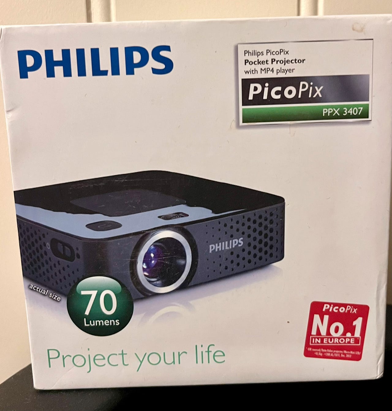 Pico Pix pocket projector selges rimelig | FINN-torget