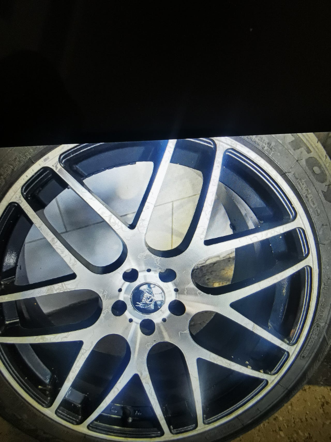 Komplett dekk til salg | FINN-torget