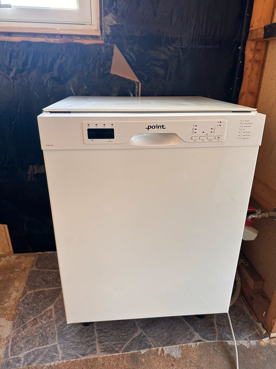 Pent brukt oppvaskmaskin fra Point | FINN-torget
