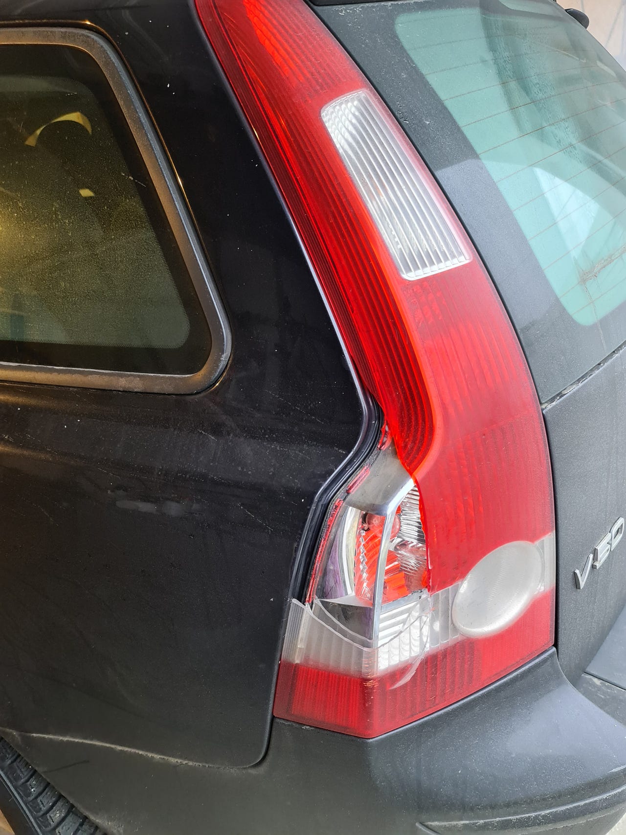 Glass venstre baklys Volvo v50 | FINN-torget