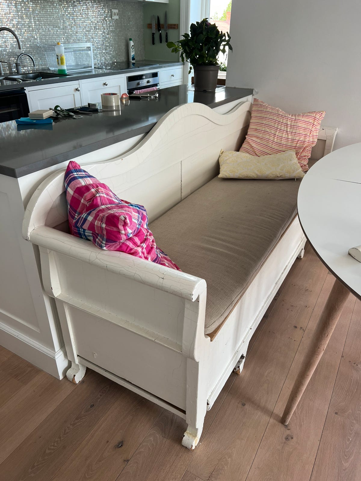 Meget gammel slagbenk | FINN-torget