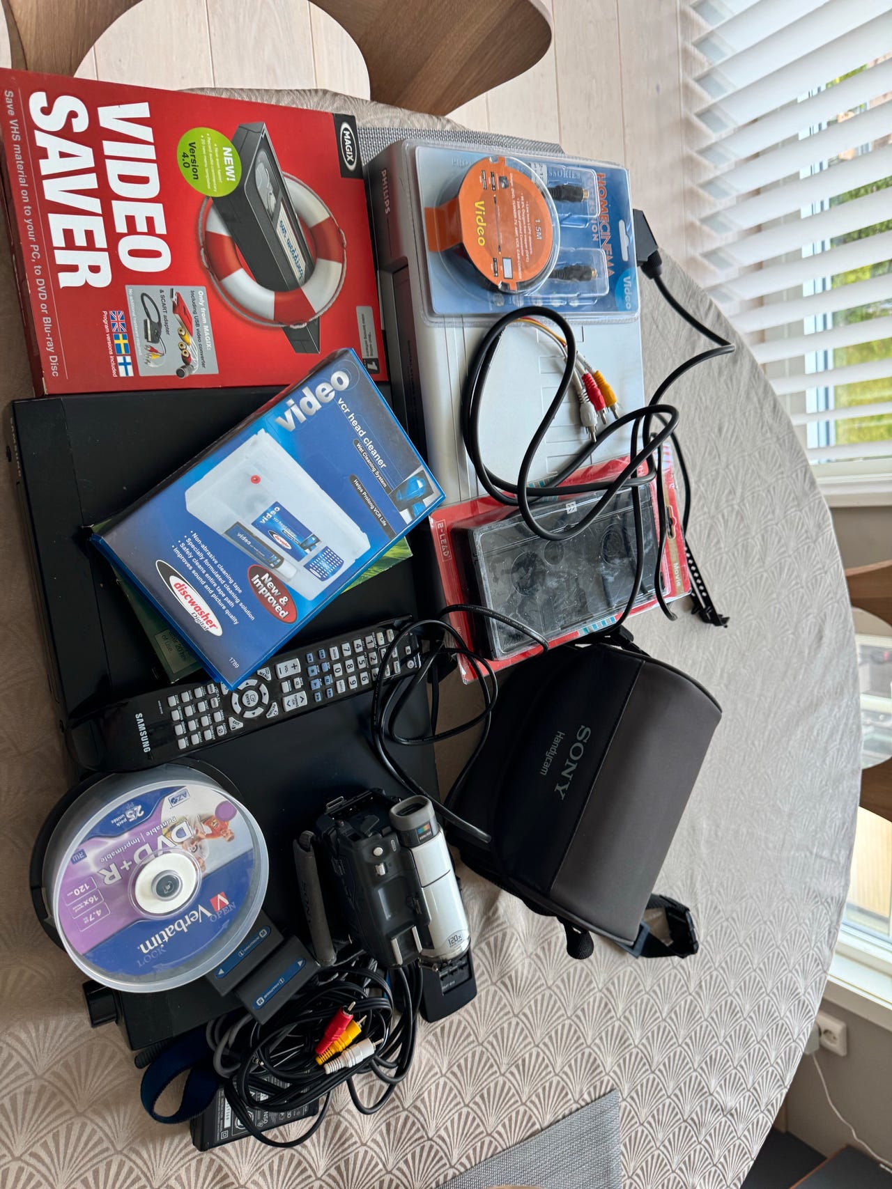 Skal du digitalisere VHS videoer/MiniDV kassetter? Inkludert også Sony ...