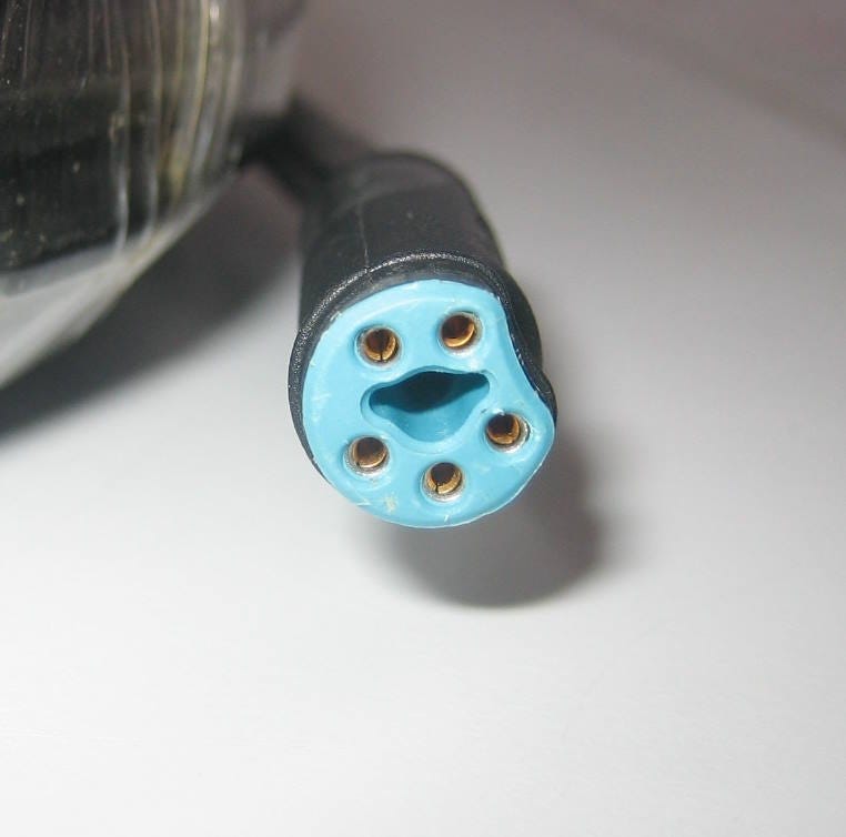 Simrad Robnet blå plugg ønskes kjøpt | FINN-torget