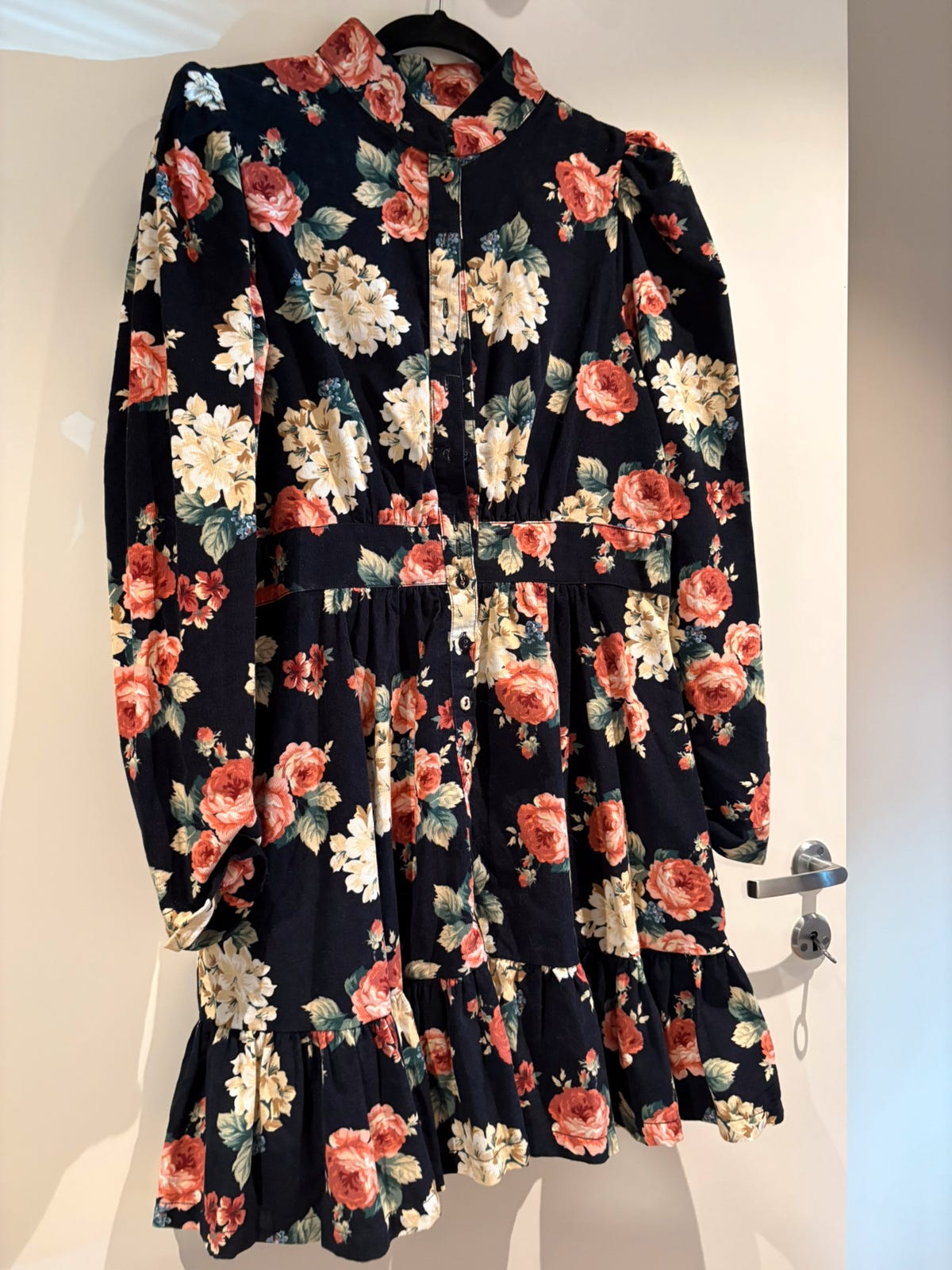 By Timo kjole | FINN-torget