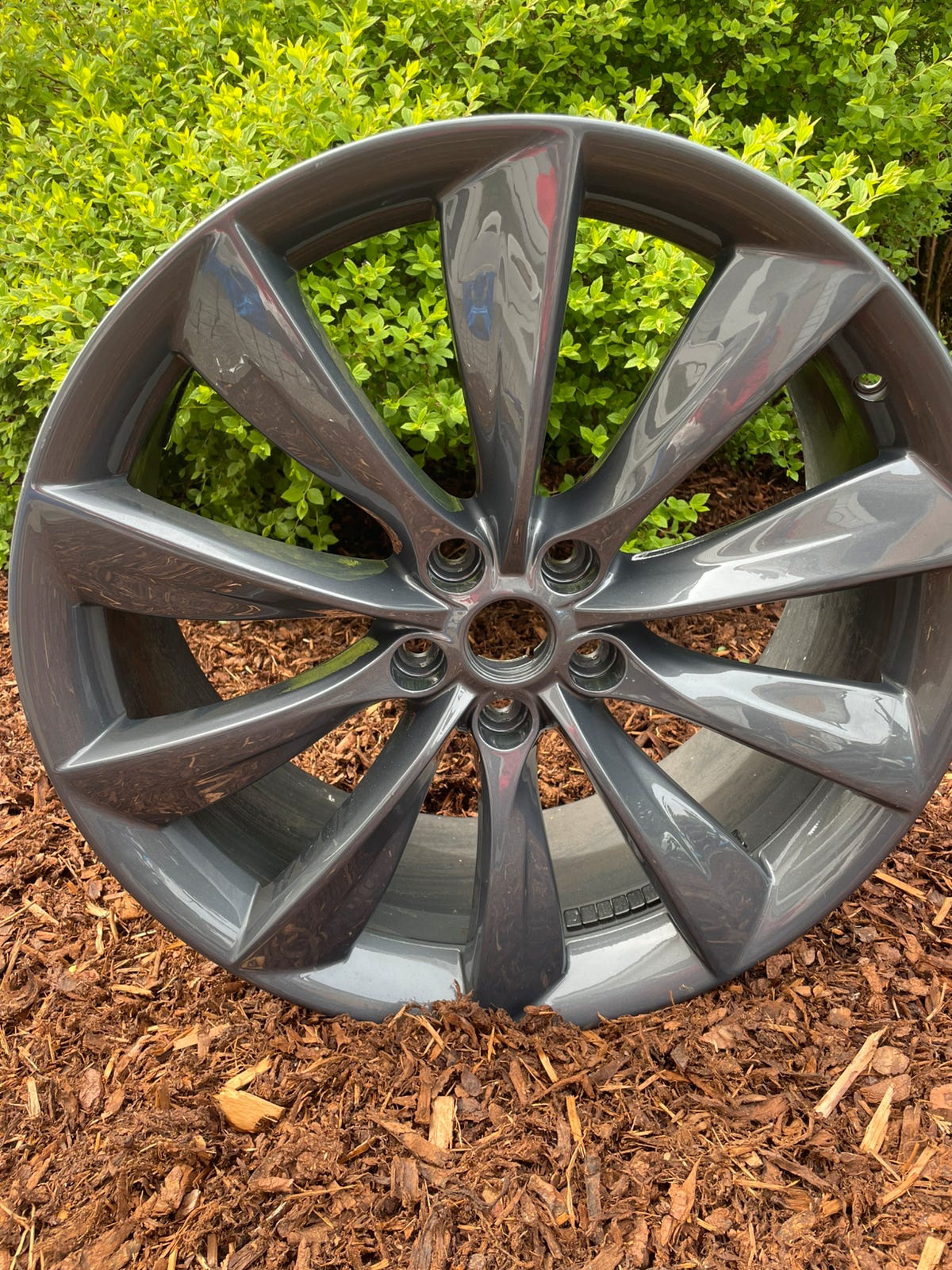 1 stk Tesla S grå turbin felg 21x8,5J OEM | FINN-torget