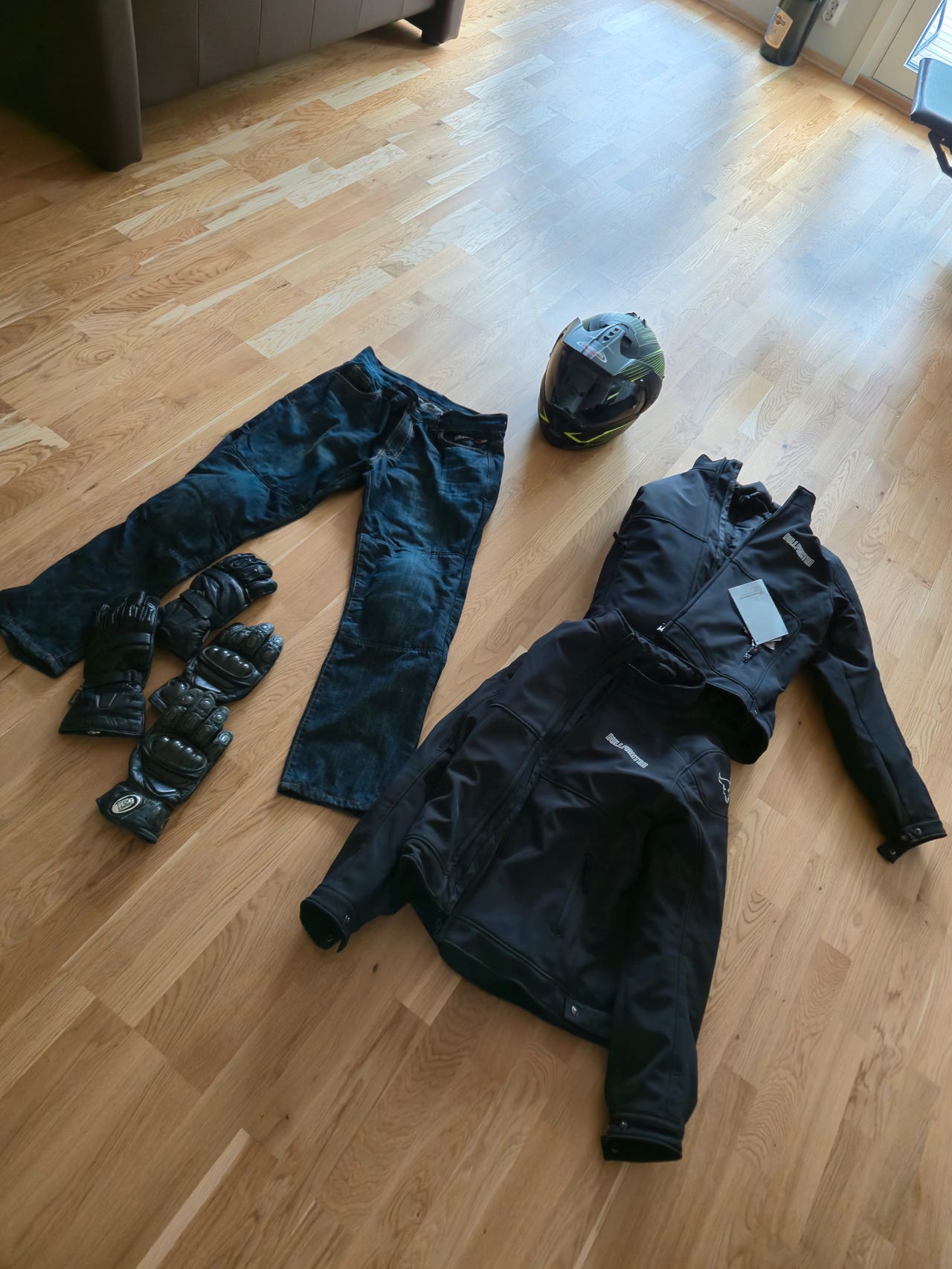 Mc utstyr Xl-L selges | FINN-torget