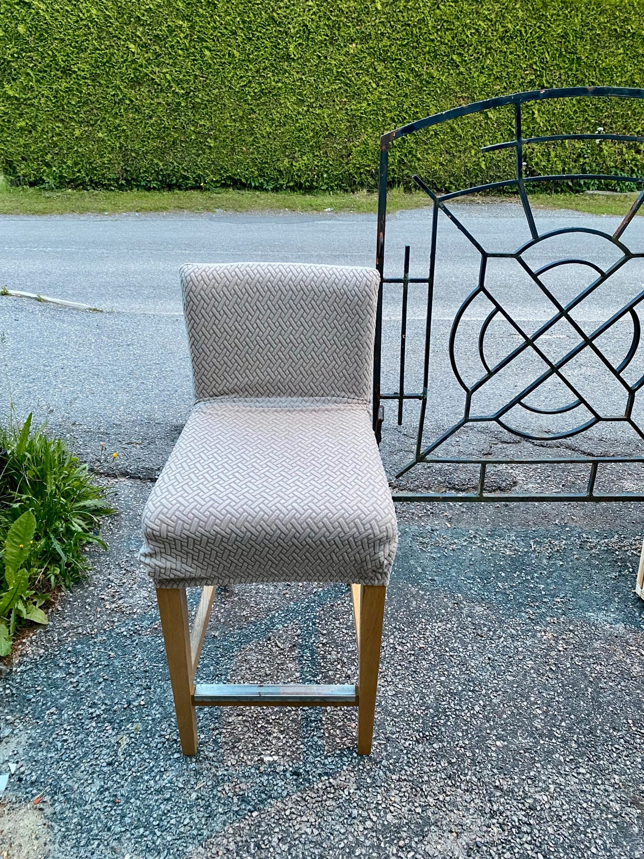 4 Henriksdal barstoler med nytt stoltrekk. | FINN-torget