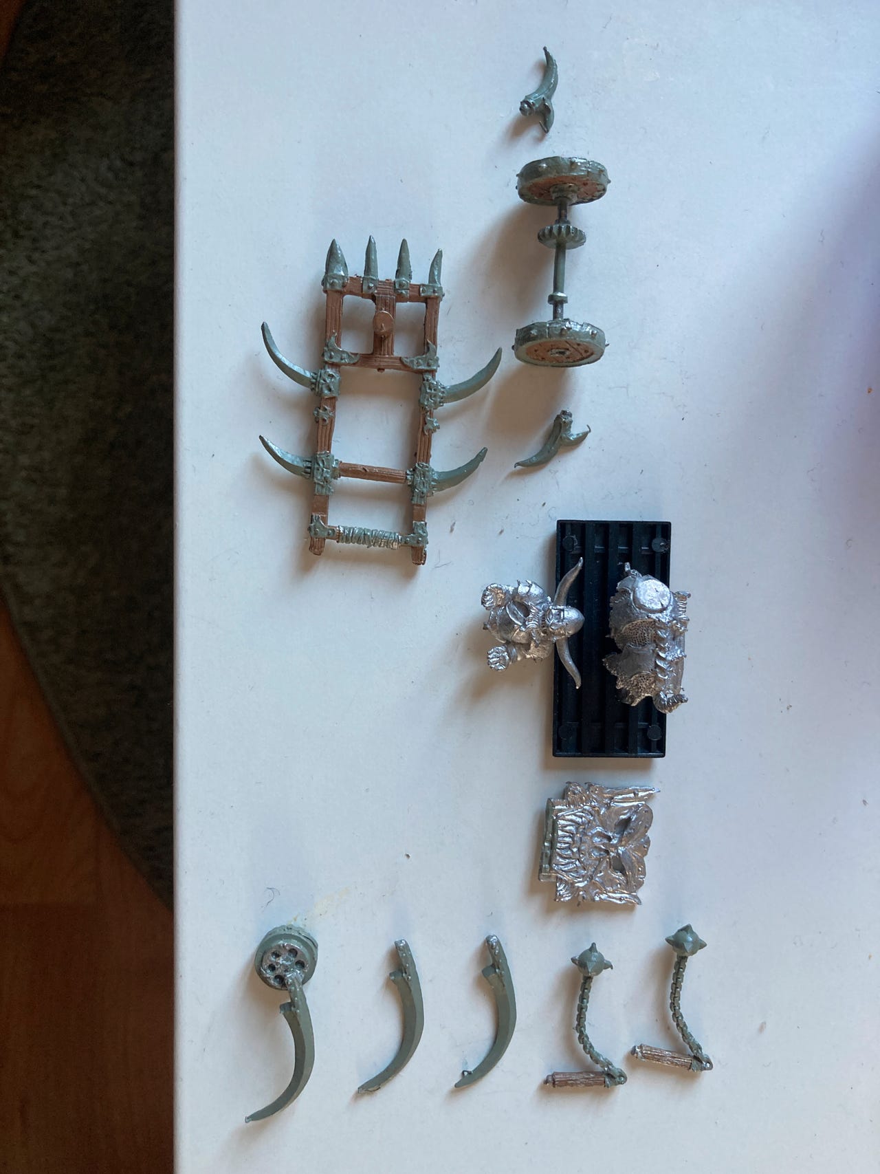 Warhammer- chaos dwarf war machine - whirlwind | FINN-torget