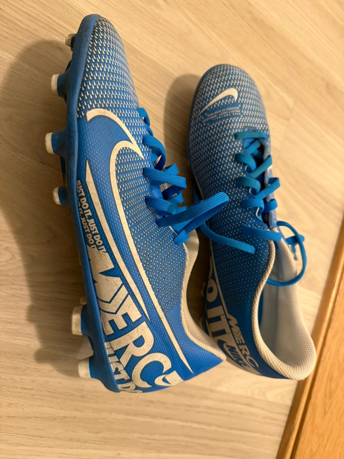 Nike fotballsko str 40,5 | FINN-torget