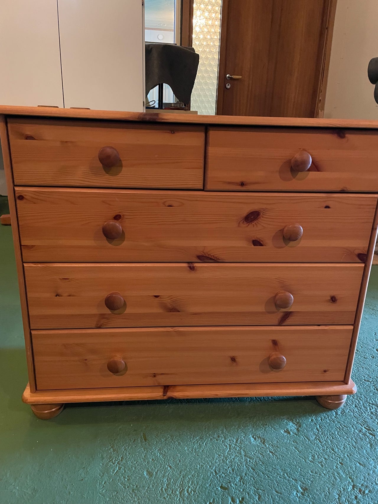 To kommoder i furu | FINN-torget