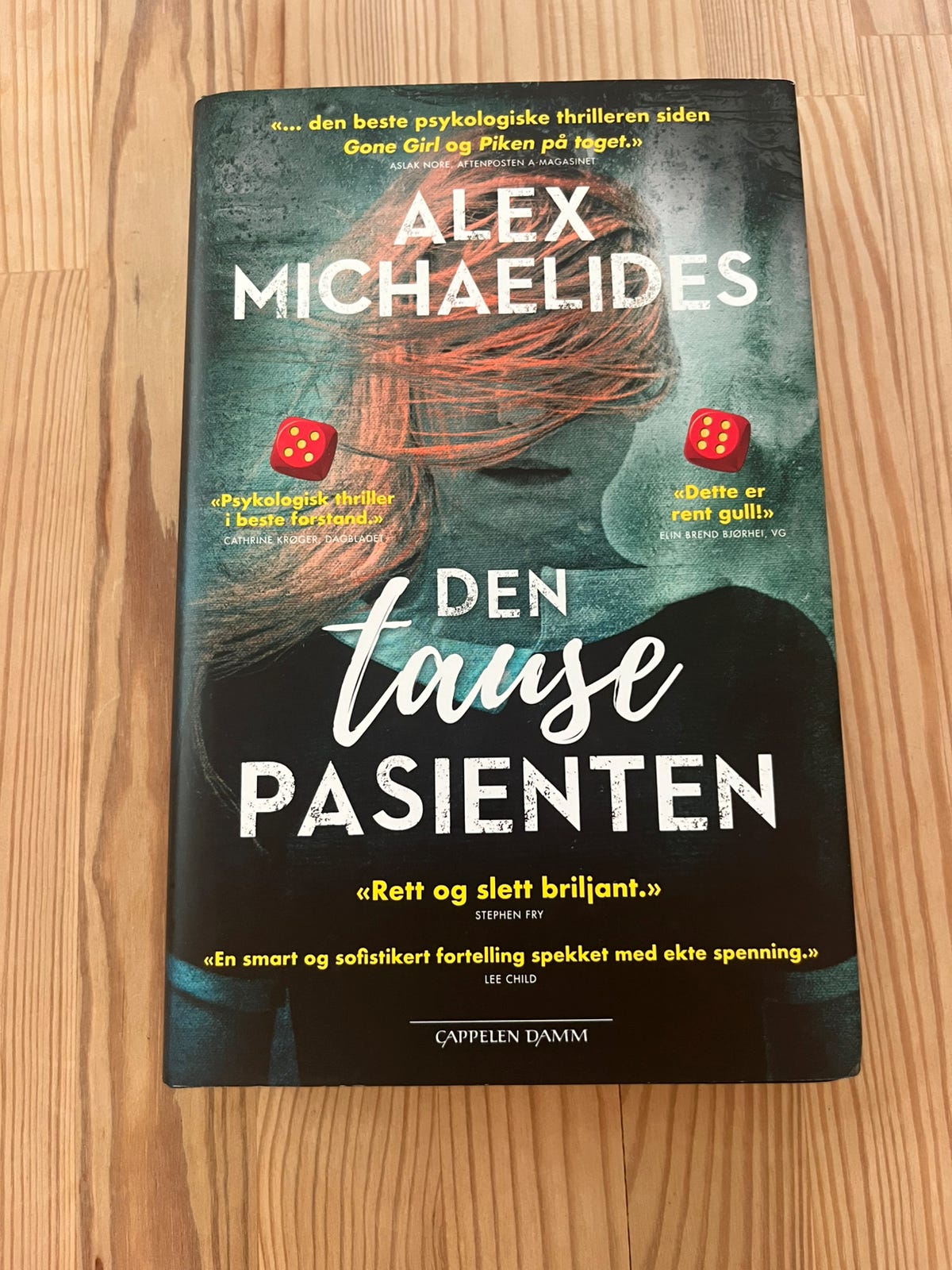 Den tause pasienten av Alex Michaelides | FINN-torget