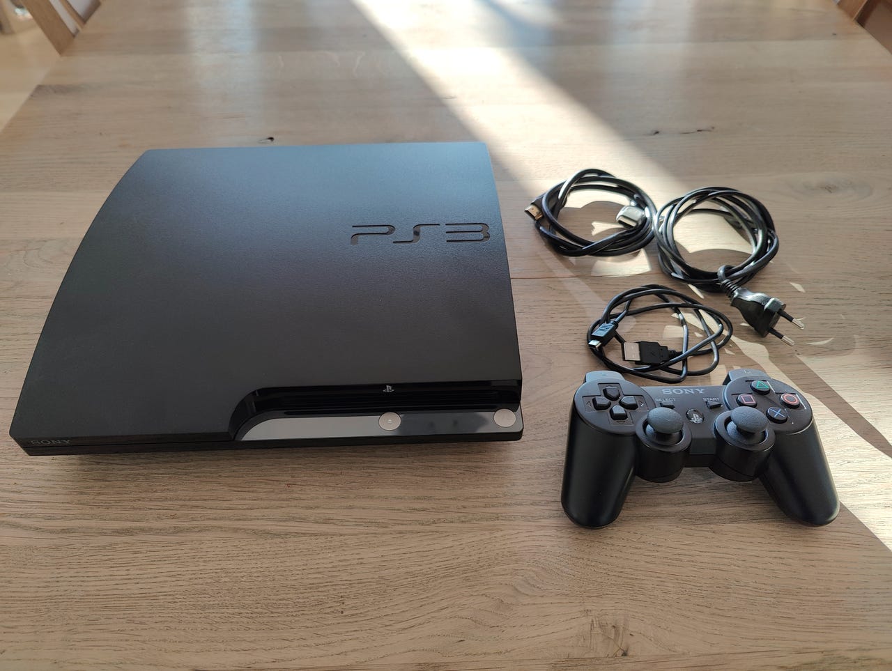 Pent brukt PlayStation 3 | FINN-torget