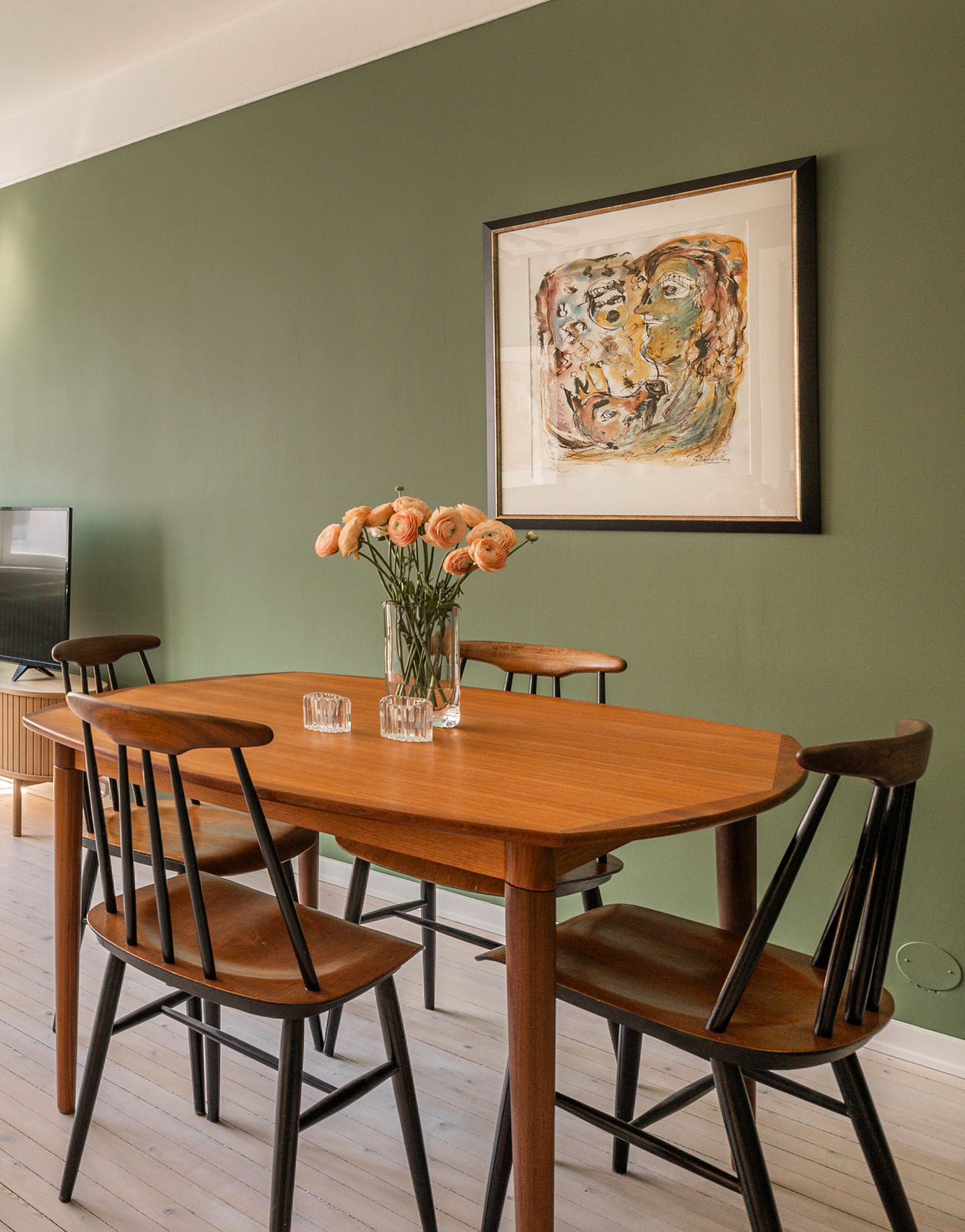 “R6” spisebord av Rastad & Relling for Gustav Bahus | FINN-torget