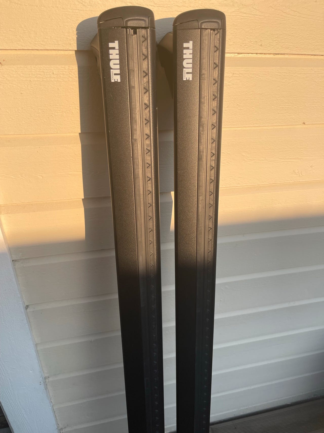 Thule Wingbar EVO 127 Sort komplett - 7104 | FINN-torget