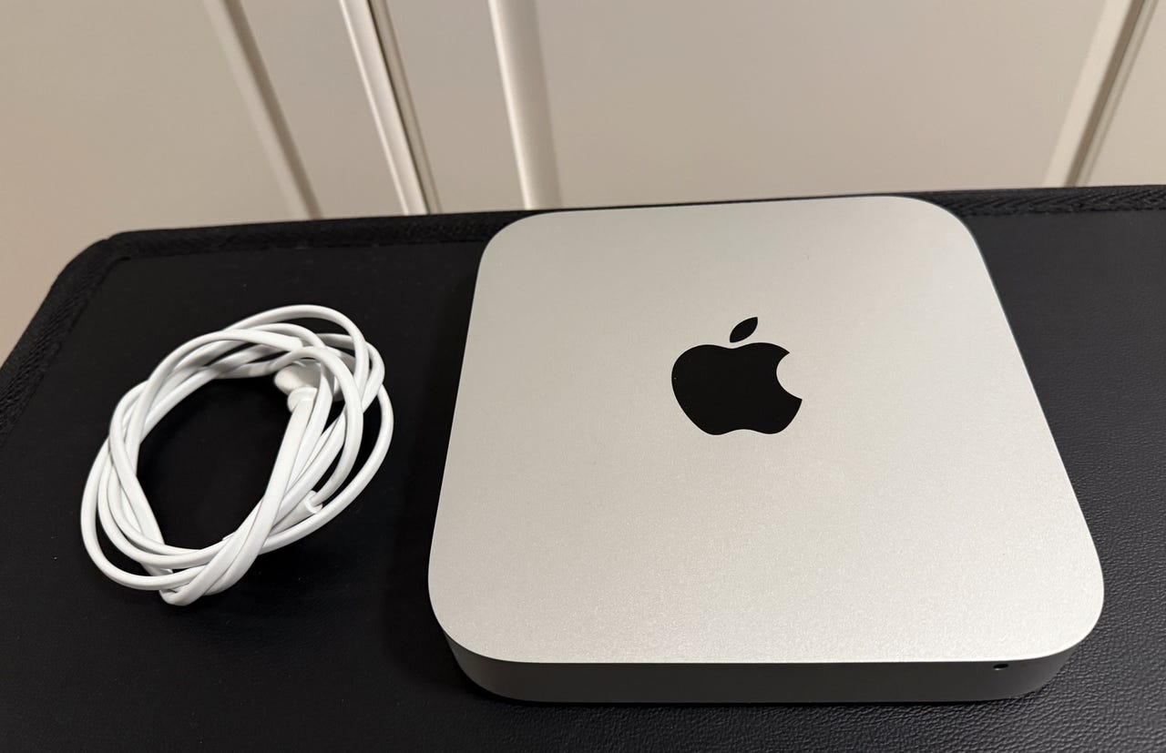 Apple Mac mini (2012) & Apple LED Cinema Display 24" | FINN-torget