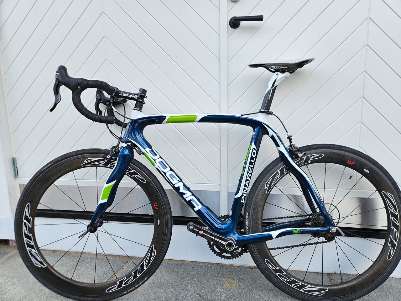 Topputstyrt Pinarello Dogma Movistar. Som ny! | FINN-torget