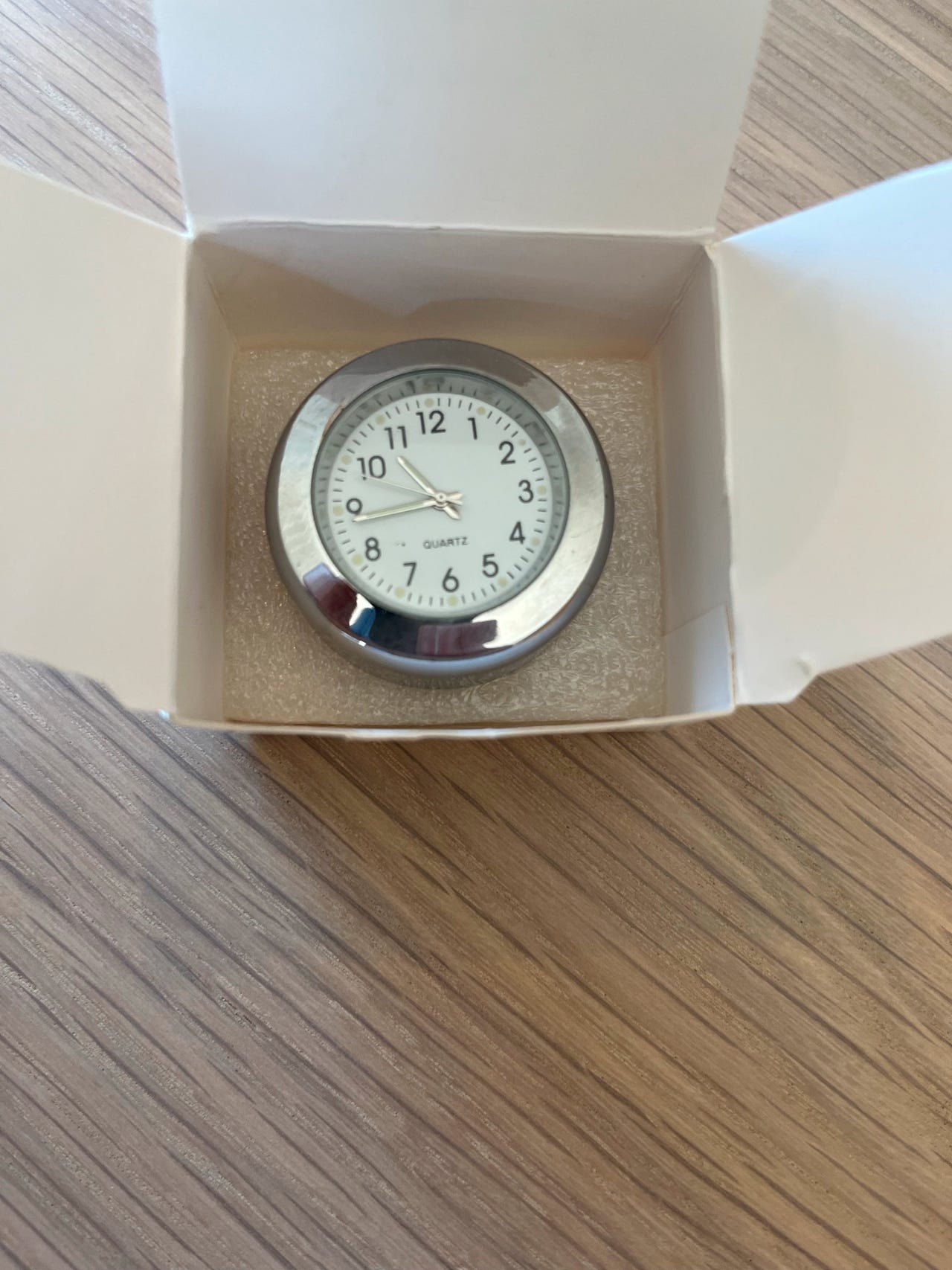 Helt ny Stem nut clock til Royal Enfield Continental GT 650 | FINN-torget