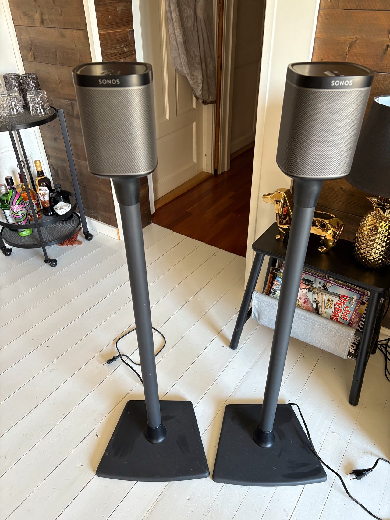 Sonos Play1 med stativ. | FINN-torget