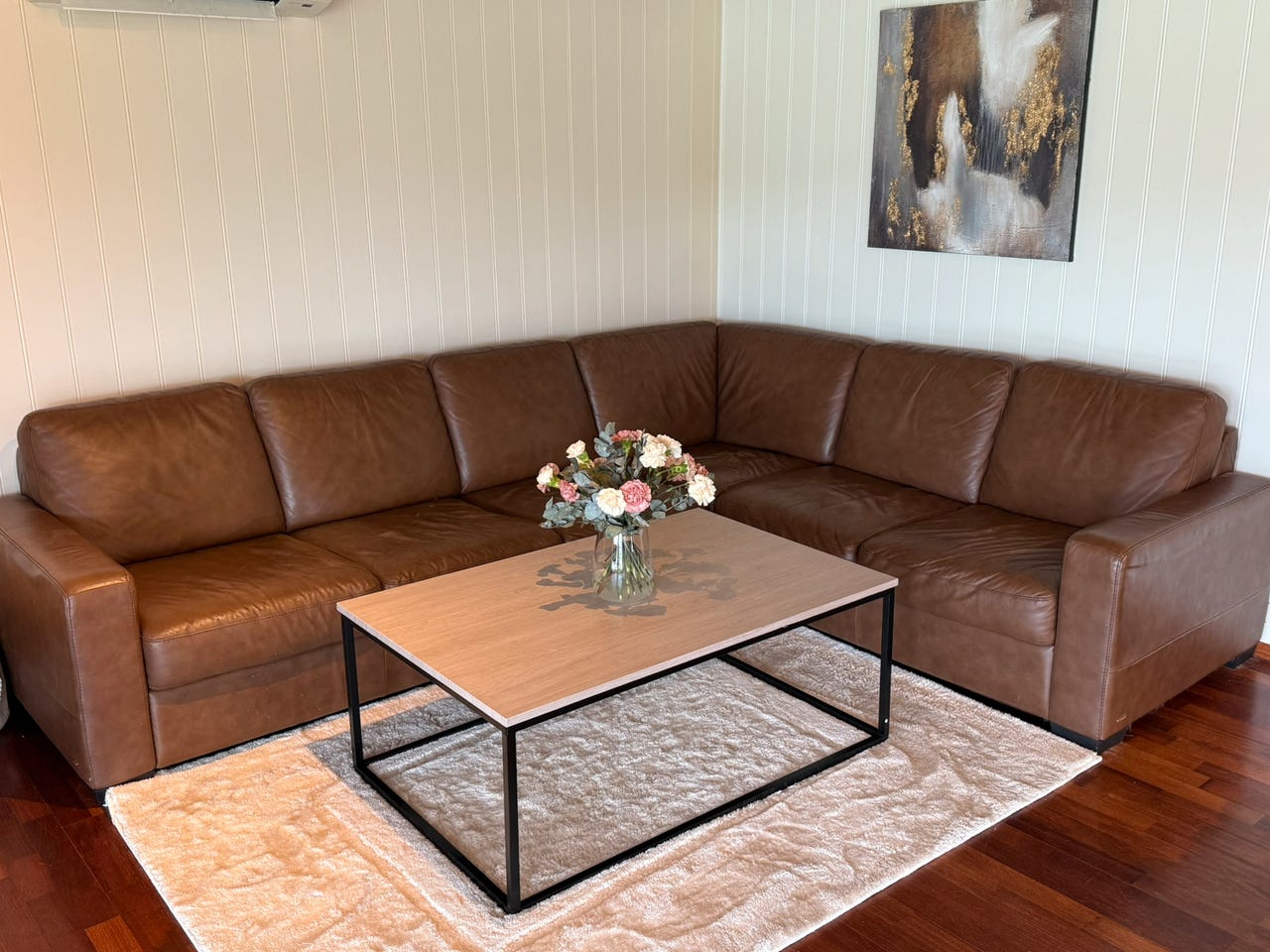 Brun skinnsofa | FINN-torget