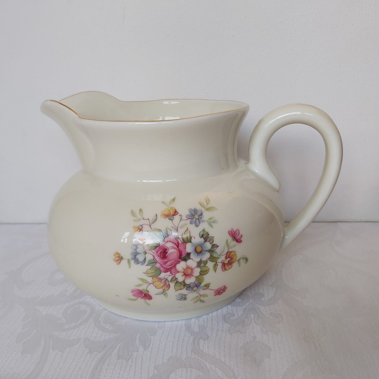 pp melkemugge med rosedekor | FINN-torget