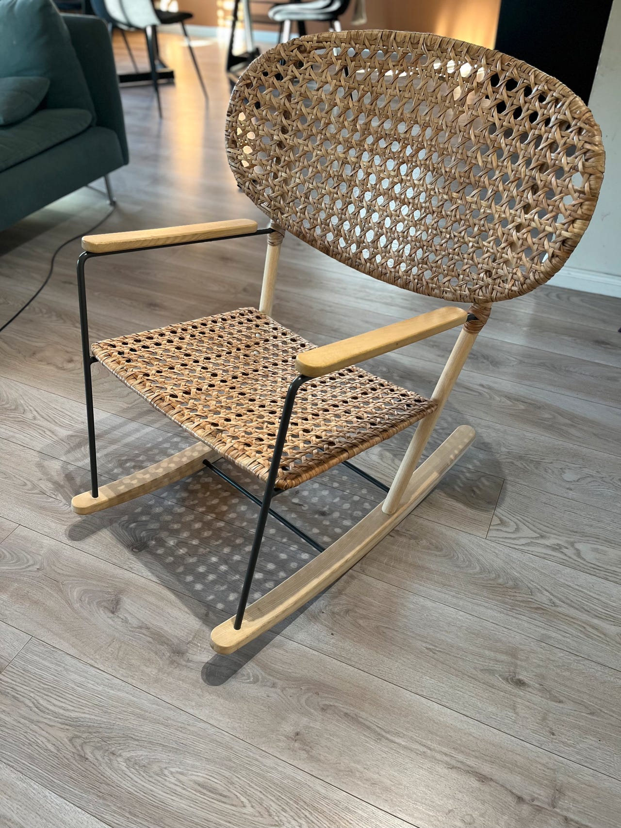 Ikea rotting gyngestol | FINN-torget