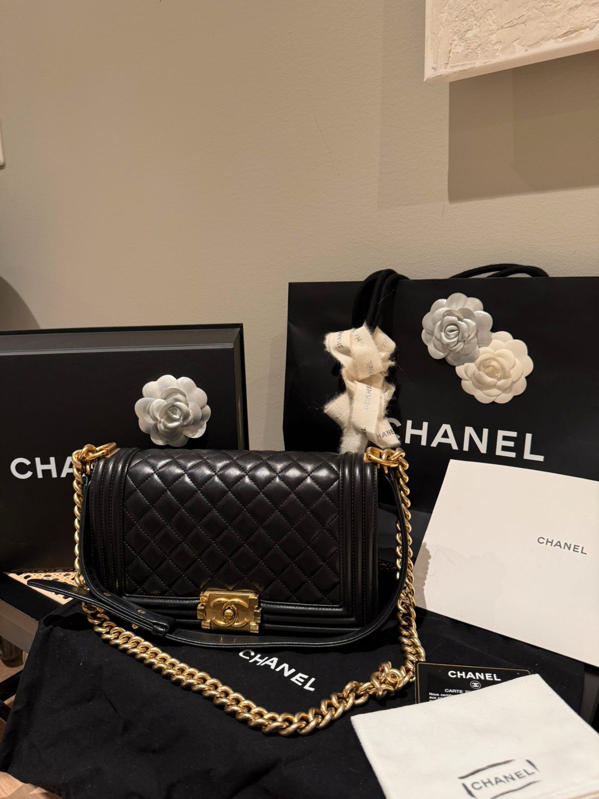 Chanel Boy Old Medium - GHW - Lammeskinn | FINN-torget