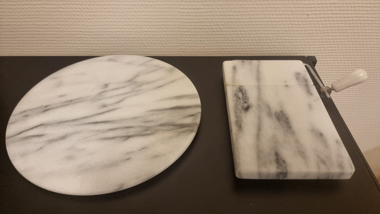 Marmor fat og ostfat | FINN-torget