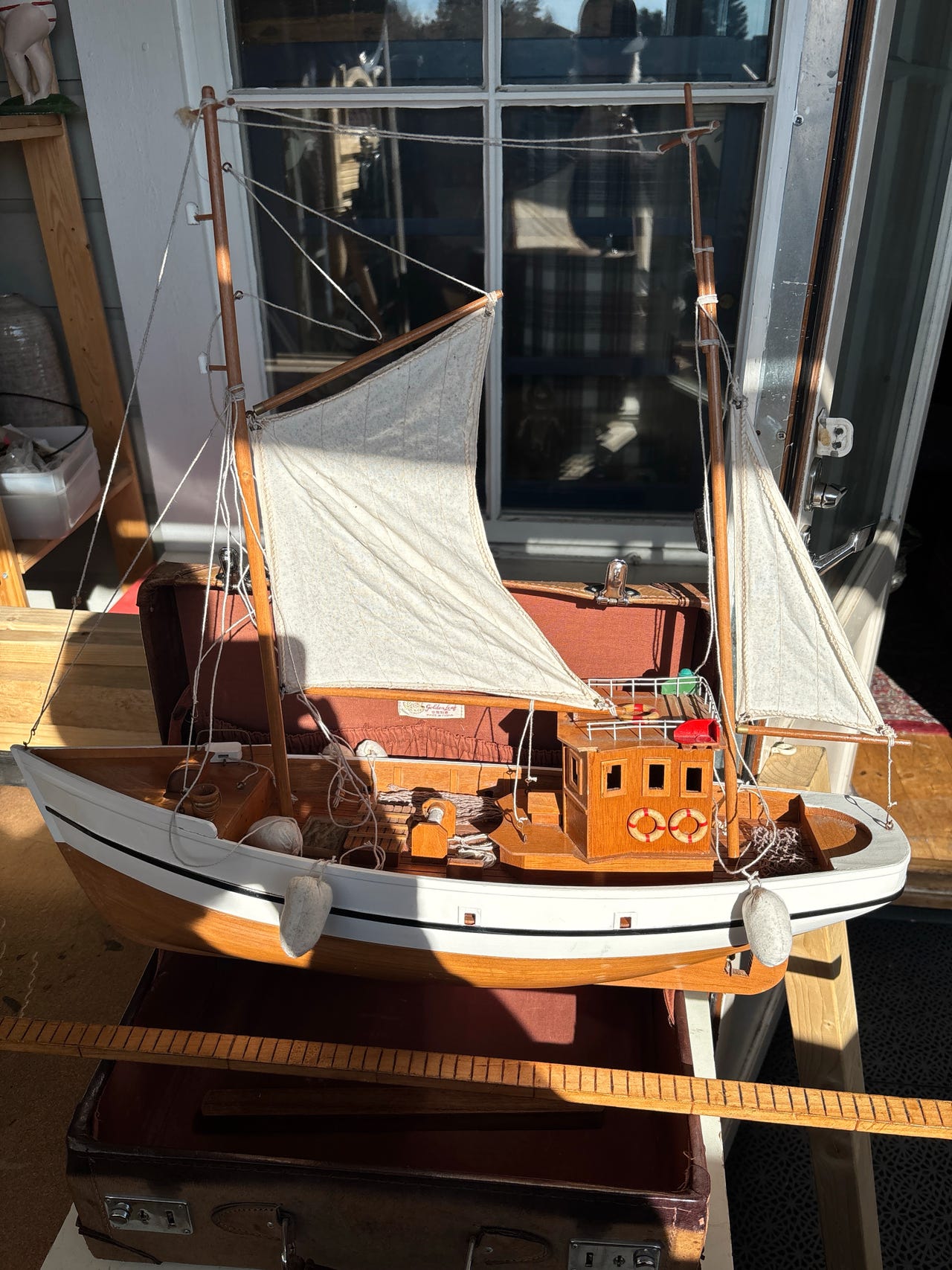 Fiskebåt lengde 60 cm x høyde 60 cm bredde 18 cm | FINN-torget