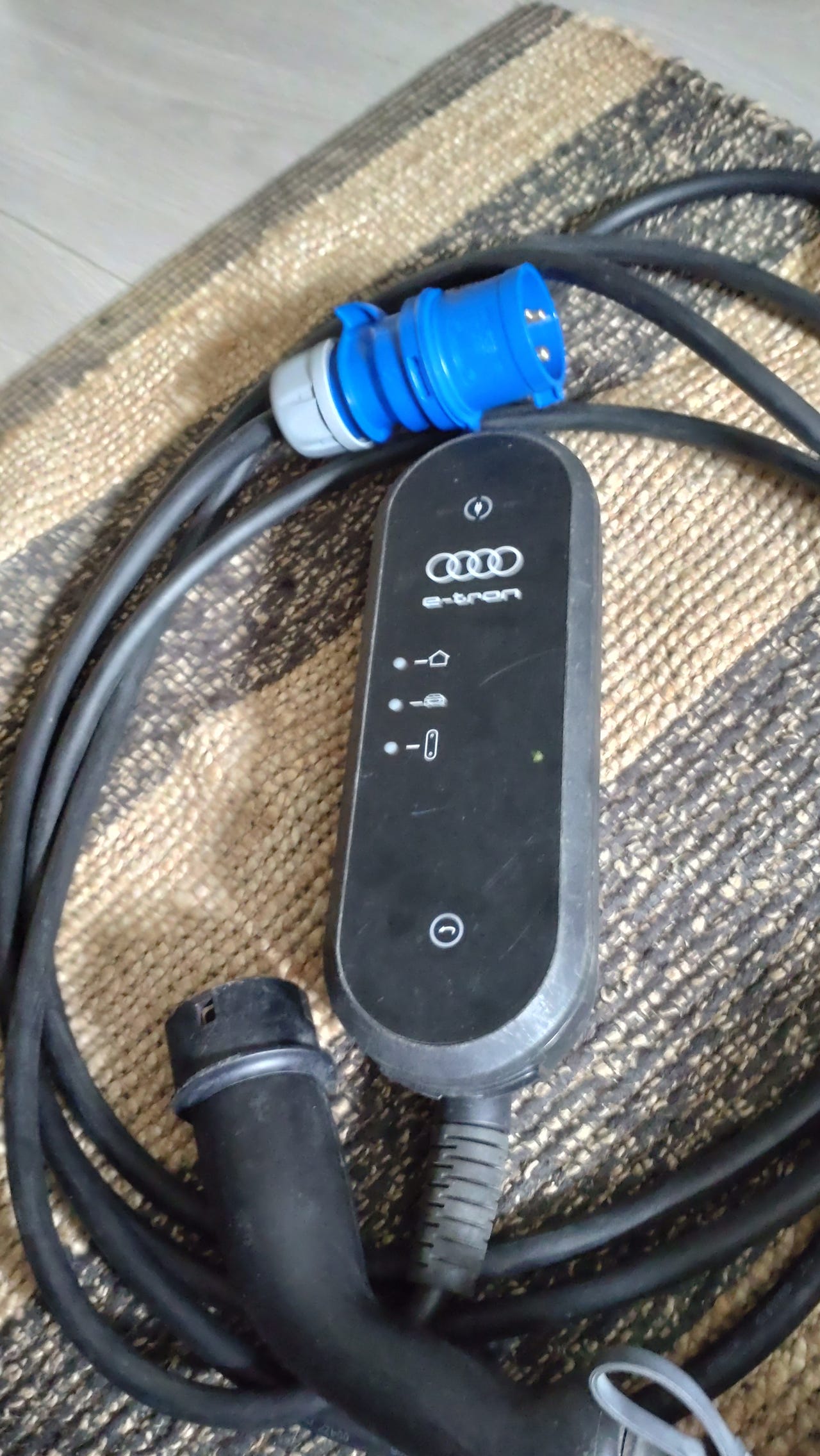 Audi Porsche Skoda lader/ ladekabel 7.2kw 7200watt | FINN-torget