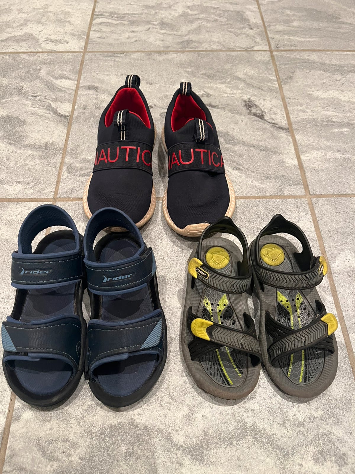 Tre par sko | FINN-torget