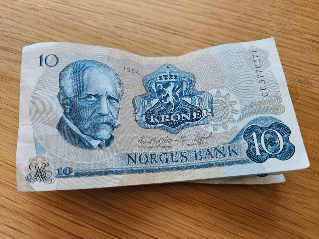 10 kr sedler fra 1983 og 1984 | FINN-torget