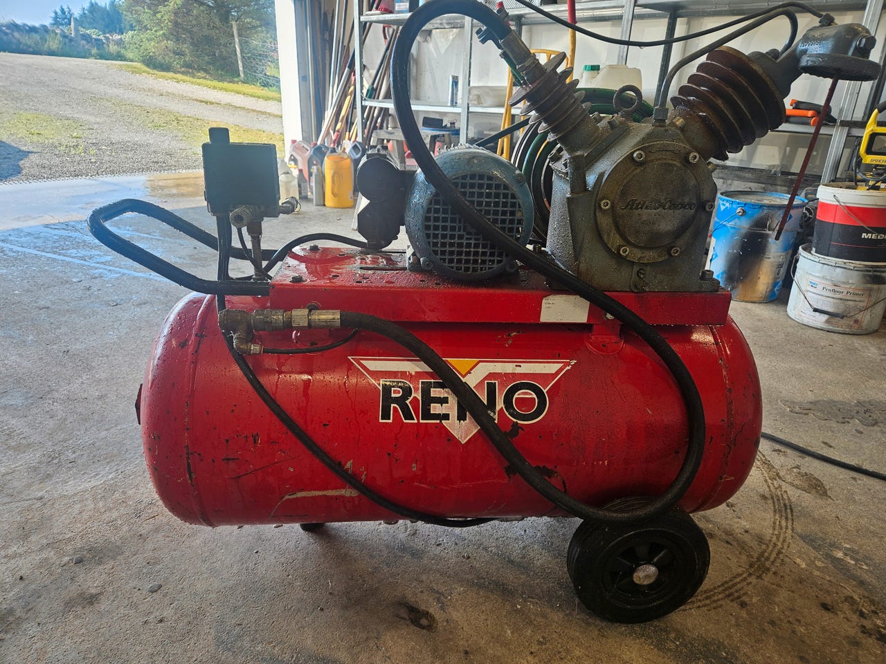 Kompressor med diverse selges | FINN-torget