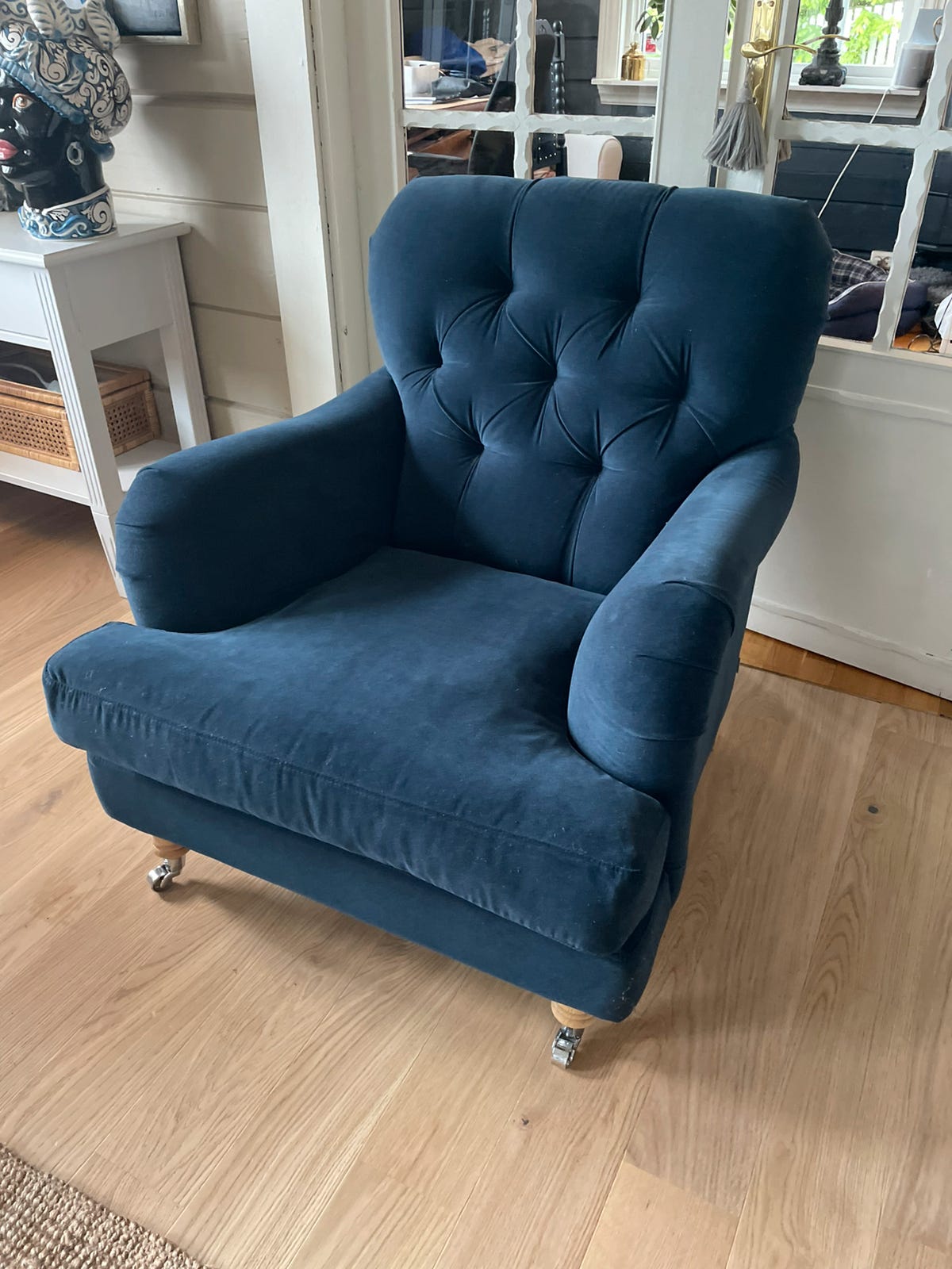 Englesson Howard pickerad lenestol velour gråblå | FINN-torget