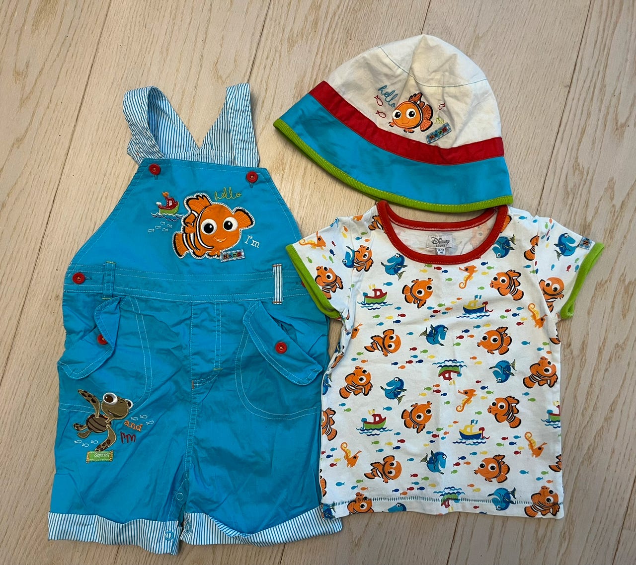Søtt Disney Store Finding Nemo sommersett str 18-24 mnd | FINN-torget