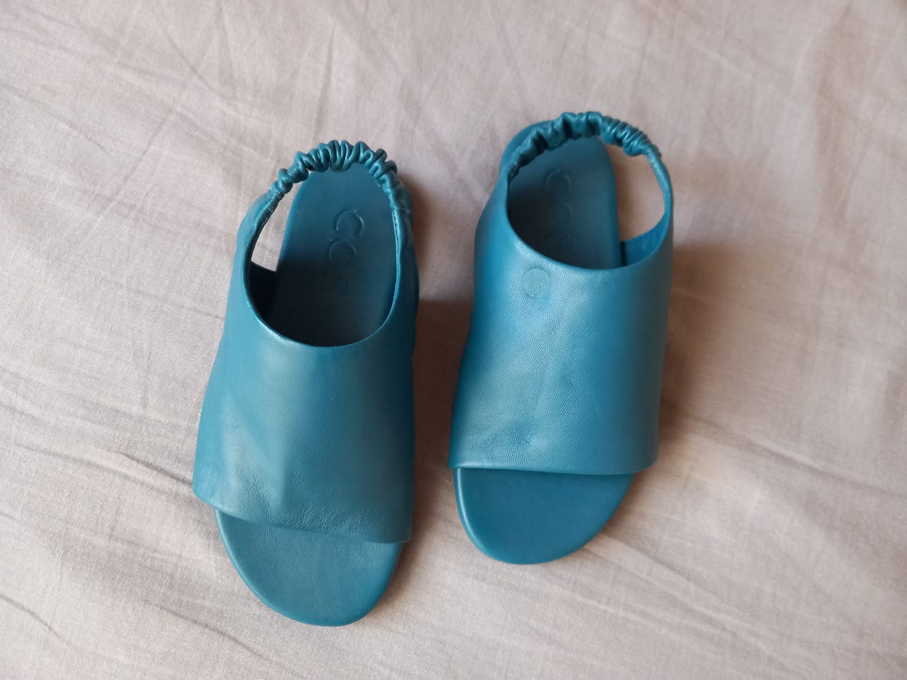 New COS leather sandals, size 27 | FINN-torget